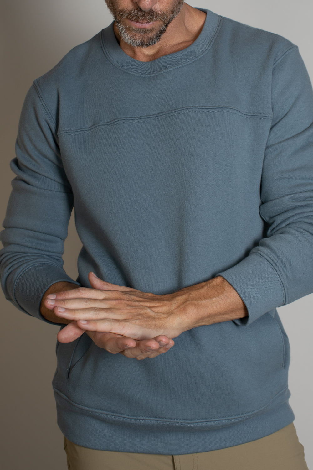 Base Sweatshirt – Minaci